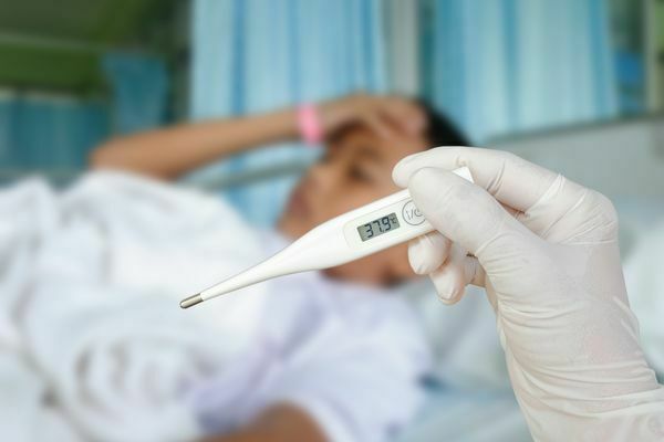 Una dintre cauzele pentru care copiii fac febra - Mama si sotie